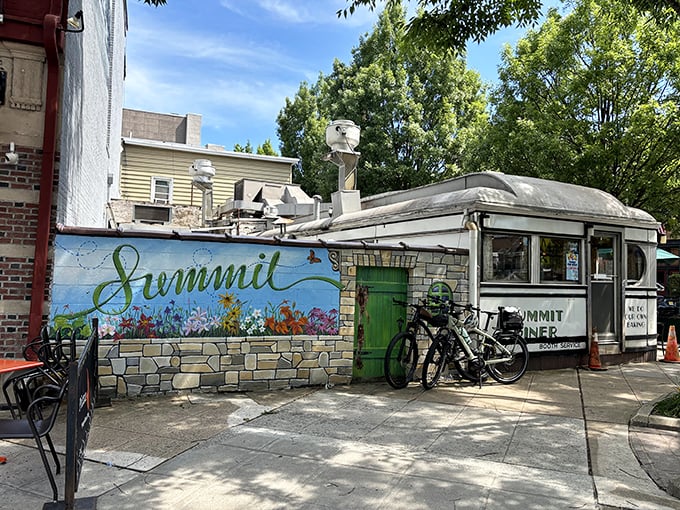 Step into a time machine disguised as a diner! This gleaming silver beauty has been serving up nostalgia and hearty meals since 1929. 