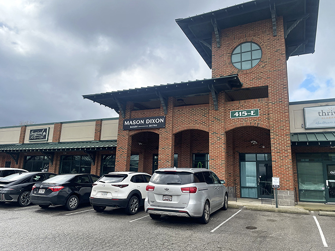 Brick by brick, flavor by flavor: Mason Dixon Bakery & Bistro stands tall, promising a gluten-free adventure that'll make your taste buds do a happy dance.