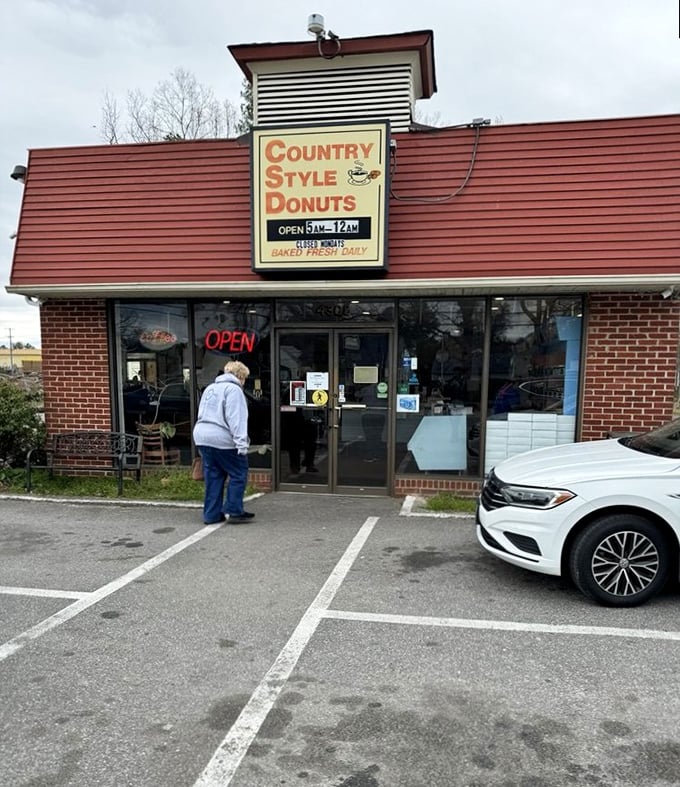 The humble red-roofed kingdom where donut dreams come true. Country Style's unassuming exterior hides Richmond's sweetest secret, open from dawn till midnight.