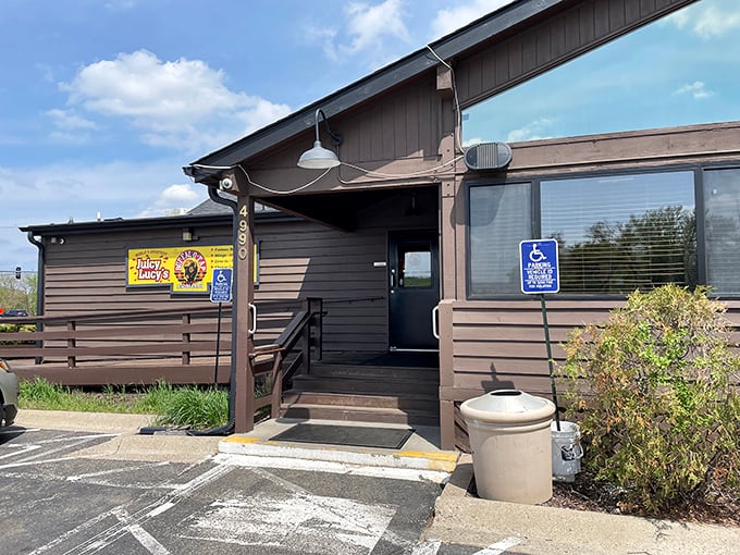 Welcome to Buffalo Tap & Grill, where the exterior might say "humble abode," but the flavors inside scream "culinary paradise"!