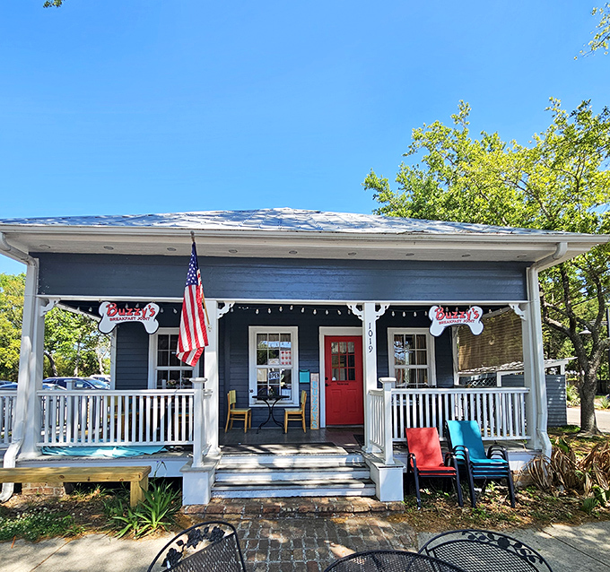 Welcome to Buzzy's, where Southern charm meets breakfast bliss! This quaint cottage could easily double as the set for a Hallmark movie about finding love over biscuits and gravy.