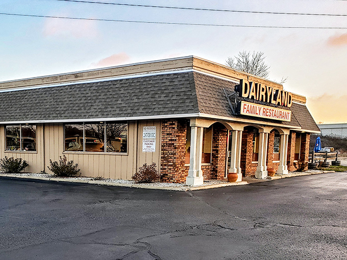 A slice of Americana with a side of nostalgia! Dairyland Family Restaurant stands proud, ready to serve up comfort food that'll make your taste buds do a happy dance.