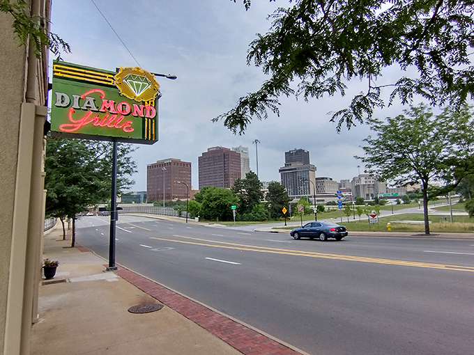 A neon beacon, the Diamond Grille sign promises a culinary adventure that's been polished to perfection since 1941.