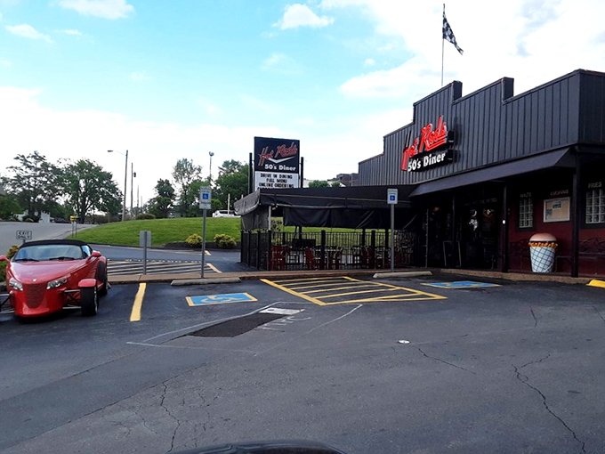 "Welcome to milkshake paradise! Hot Rods 50's Diner is where nostalgia meets neon, and classic cars come to life on the walls." 