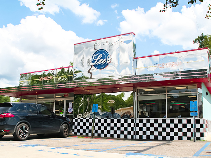 Step into a time warp! Lee's Diner's gleaming exterior promises a journey back to the fabulous fifties, complete with chrome and checkered charm.