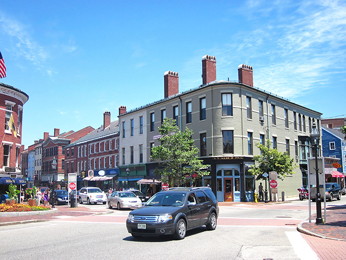 Welcome to Portsmouth, where history and hipster vibes collide! This charming corner could be the set of a quirky indie film about time-traveling baristas.