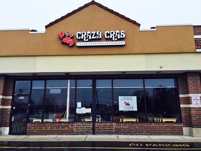 Welcome to seafood paradise! Crazy Crab's exterior might be unassuming, but inside lies a treasure trove of oceanic delights that'll make your taste buds dance.