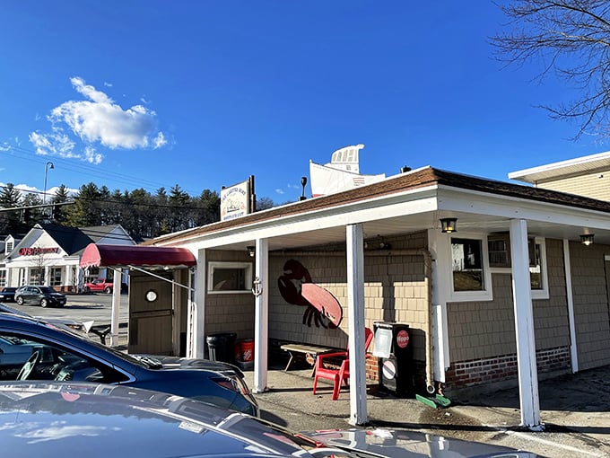 Ahoy, seafood lovers! This nautical nook is where lobster dreams come true. The Lobster Boat's charming exterior promises a feast fit for Poseidon himself.