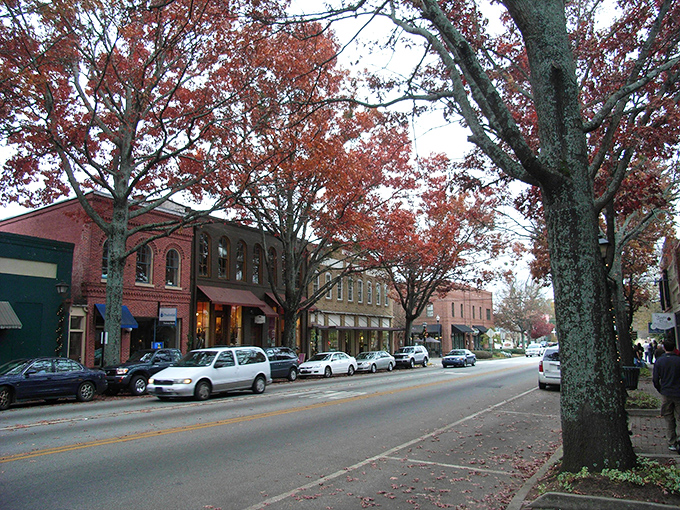 Welcome to Madison, where history and charm collide! This quaint corner could be a movie set for "Gilmore Girls: Southern Edition." 