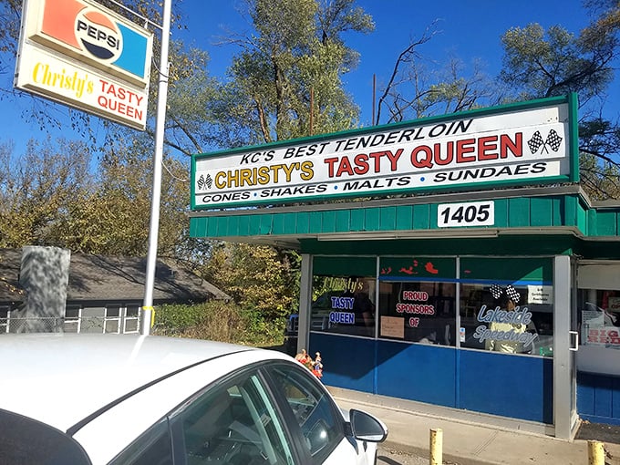 The teal-green time capsule with its vintage Pepsi sign promises what every great food pilgrimage needs: zero pretension and maximum flavor.