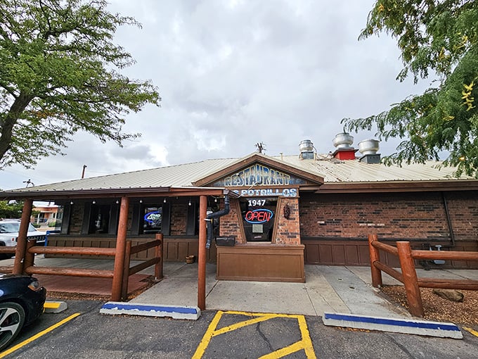 Welcome to Los Potrillos, where the exterior is as unassuming as Clark Kent's glasses, but inside? Pure culinary superhero action awaits!