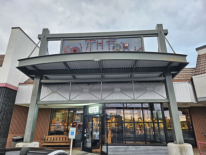 South Fork's industrial-modern facade might not scream "culinary paradise," but like a good book, you shouldn't judge this Pullman treasure by its cover.