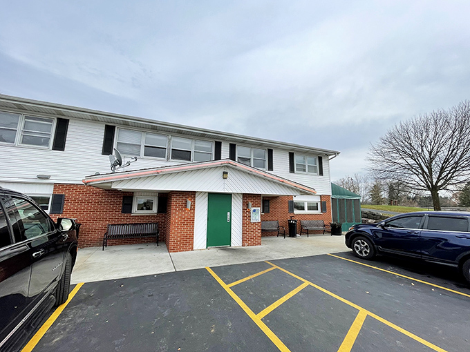 Welcome to Chicken Licks, where the exterior might say "modest duplex," but inside, it's a wing lover's paradise!