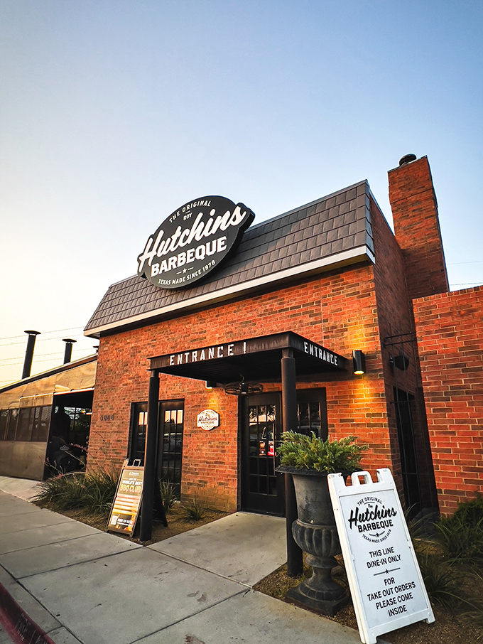 A barbecue beacon in brick and mortar! Hutchins' exterior promises smoky delights that'll have you drooling before you even step inside.