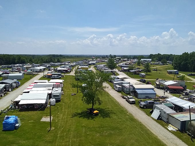 A bird's-eye view of bargain hunter's paradise! Rows of RVs and tents stretch as far as the eye can see, promising treasures waiting to be discovered.
