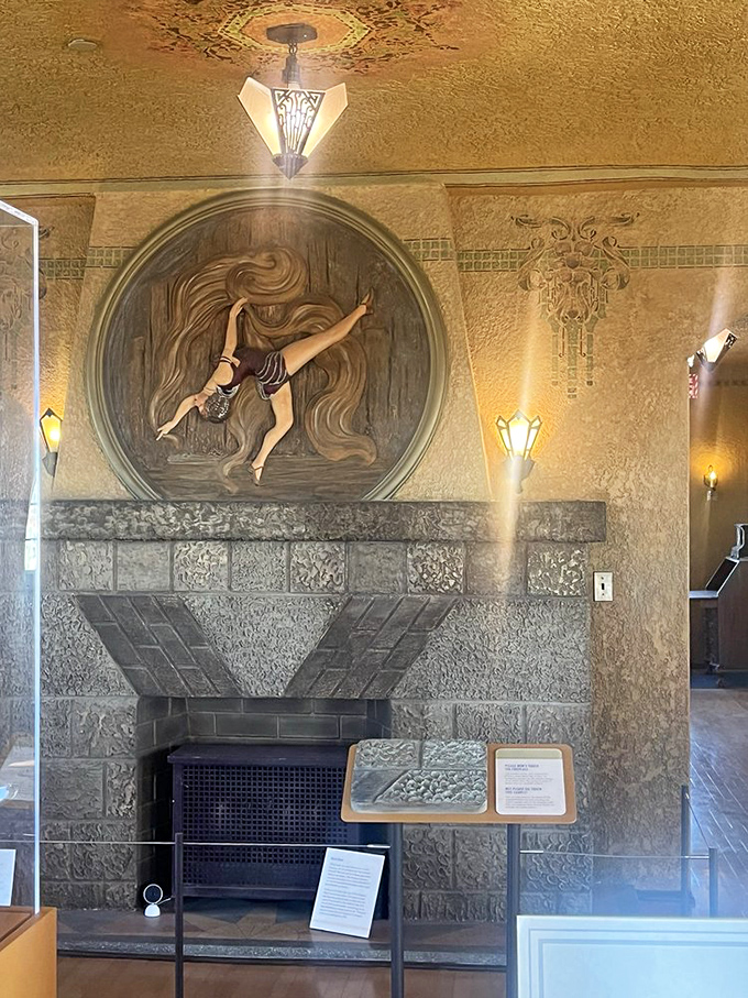 Who needs a roaring fire when you've got art that sizzles? This fireplace brings new meaning to "hot desert nights."