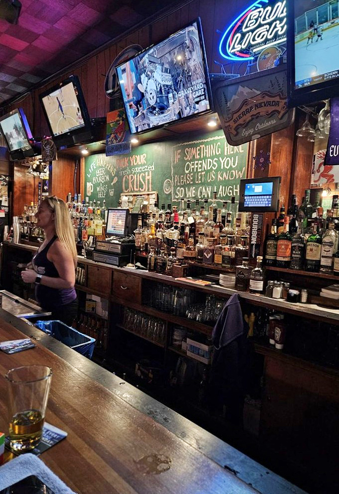 Where everybody knows your name (and your favorite wing sauce). This bar is the heart of Kislings' wing-loving community.