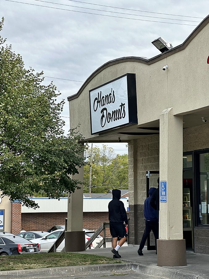 Donut devotees unite! These customers know the secret to happiness is just a glazed ring away. Join the sweet-toothed revolution!