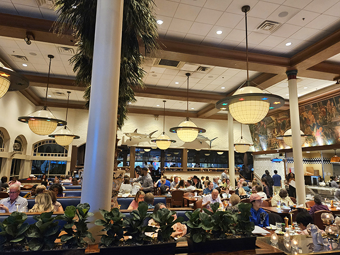 A bustling scene of happy diners. You can almost hear the satisfied "mmms" from here!