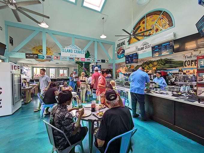 Where strangers become friends over shared sugar highs. Island Craves: bringing people together one donut at a time.