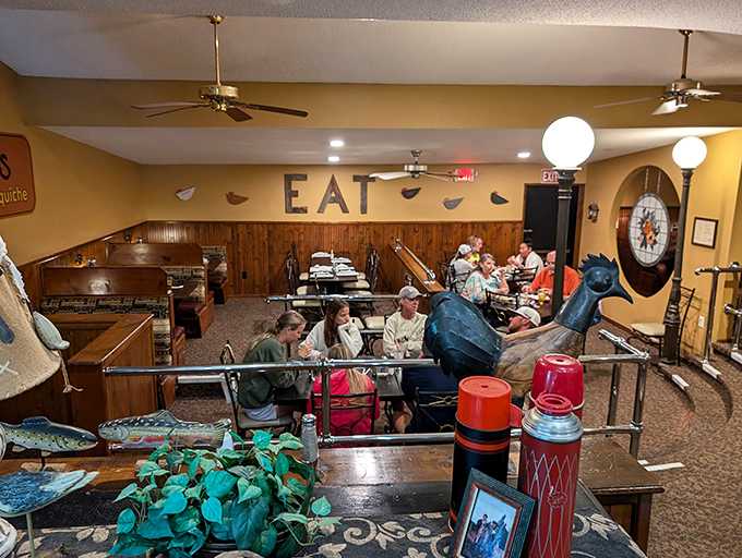 Where everybody knows your name... or soon will! The heart of Chickanellas: happy diners sharing stories and stellar eats.