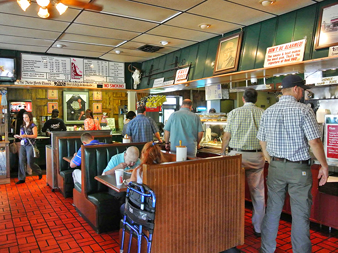 The line forms for a reason. These pilgrims of pork know that good things come to those who wait.