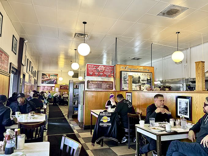The true Los Angeles melting pot isn't in politics&mdash;it's here, where Lakers fans, night shift workers, and tourists all commune over plates of perfect breakfast.