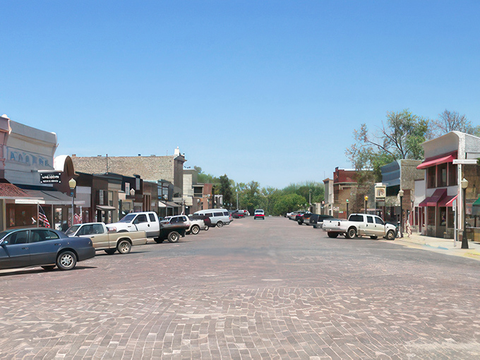 Midday on Broadway Street offers the perfect small-town tableau&mdash;historic buildings, brick streets, and not a chain store in sight.