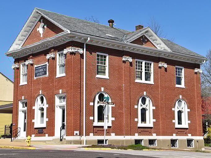 The Gasconade County Historical Society: Where the past comes alive, and you'll swear you can hear the whispers of history (or maybe it's just the creaky floorboards).