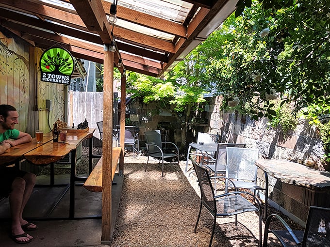 Outdoor bliss alert! Scribles' patio is the perfect spot to enjoy your sandwich while soaking up some vitamin D.