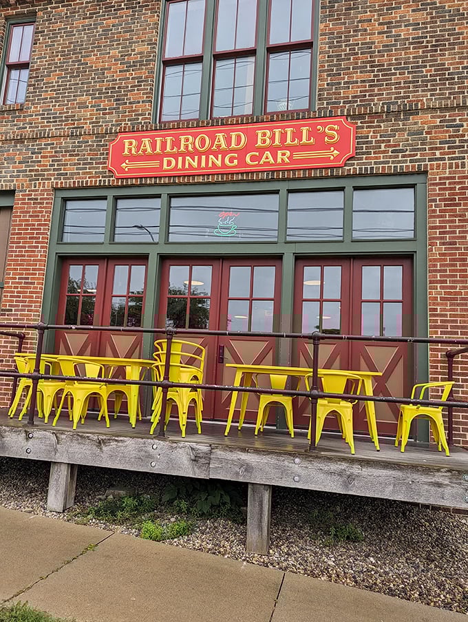 Sunshine and good times on tap! The outdoor seating area at Railroad Bill's is the perfect spot to enjoy your meal while soaking up some Iowa rays.