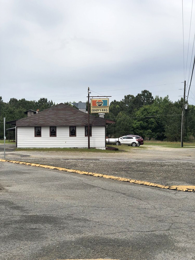 If you're driving by this scene, hit the brakes. Your taste buds will thank you for the detour to barbecue heaven.