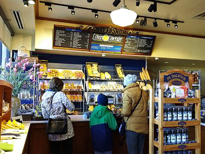 Families bonding over bread? It's like a Norman Rockwell painting, but with more carbs and less awkward posing.