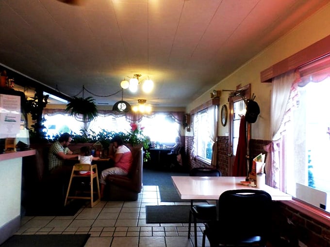 Snapshot of small-town life: where everybody knows your name, your order, and probably your business. But hey, that's half the fun!