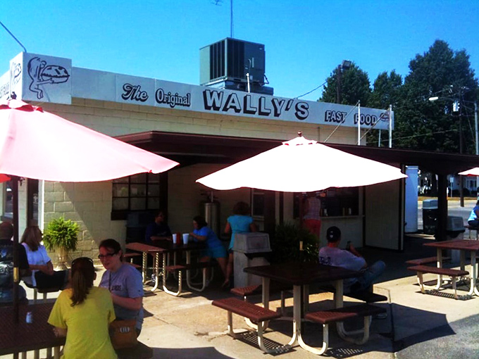 People-watching paradise! Wally's bustling patio is where locals come to see and be seen &ndash; while devouring delicious burgers, of course.