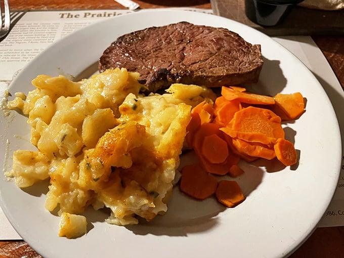 Sirloin steak, spuds, and veggies – oh my! A classic combo that's as satisfying as finding gold in them thar hills.