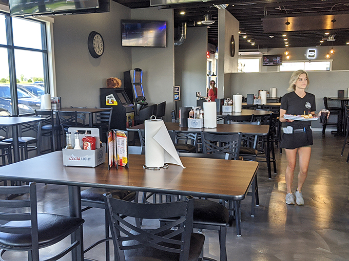 Service with a smile (and sauce)! Squealer's staff are like BBQ ninjas, stealthily ensuring your plate is never empty and your cup always full.