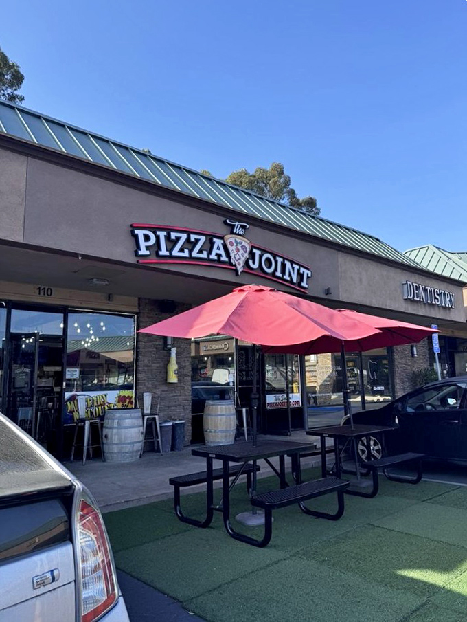 Surf's up, and so is the pizza! The Pizza Joint is where San Diego's laid-back vibe meets seriously good slices.