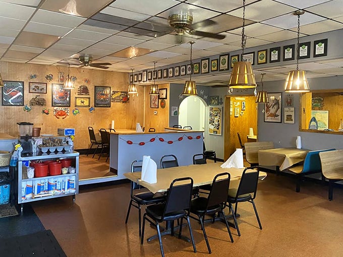 No frills, just thrills for your taste buds. Blue Claw is the seafood equivalent of your favorite comfy sweater&mdash;reliable, satisfying, and always a good choice.