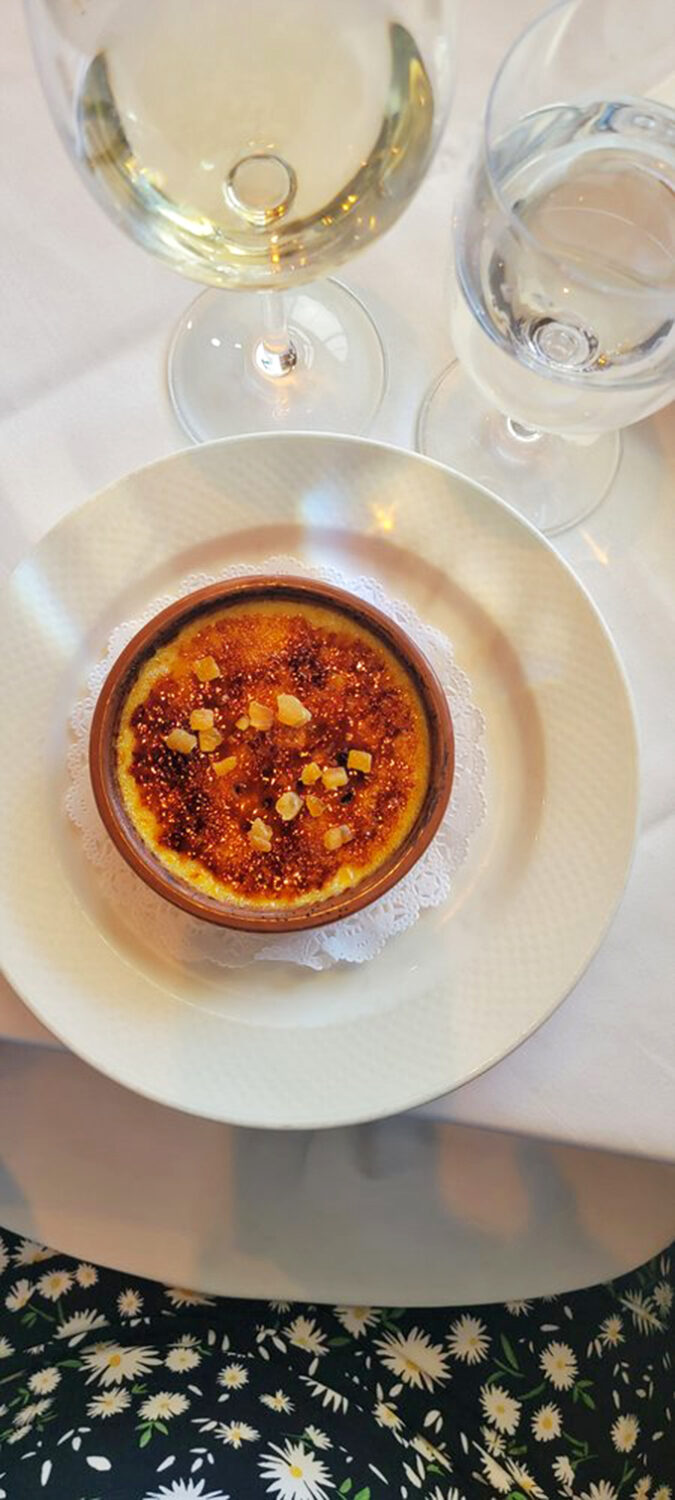 Cr&egrave;me br&ucirc;l&eacute;e: where fire meets desire! Crack that caramelized top and dive into a pool of creamy bliss. Spoons at the ready!