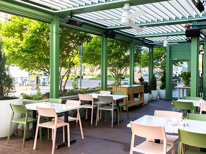 Al fresco dining where even the chairs are the color of fresh herbs&mdash;a not-so-subtle hint at what's waiting on your plate.