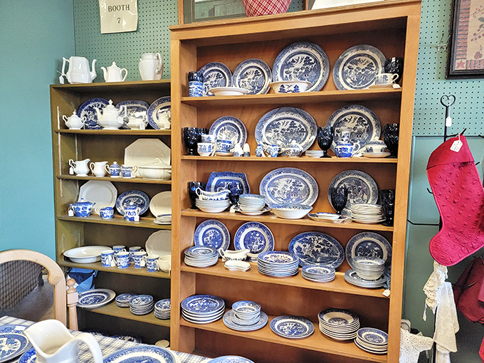 Blue willow patterns as far as the eye can see! This china collection is enough to make your grandmother swoon and your dinner parties legendary.