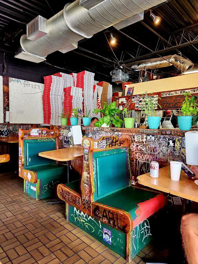 Welcome to the graffiti garden of eatin'! Steve's dining area is a feast for both your stomach and your eyes.