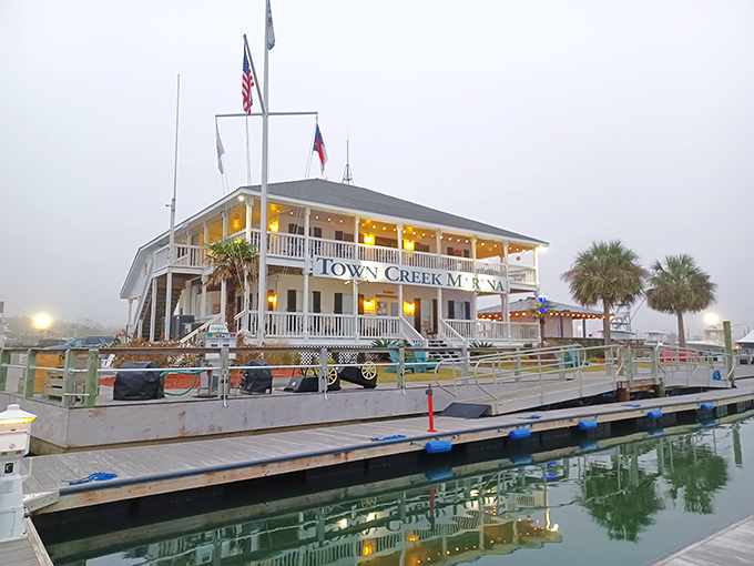 Town Creek Marina offers boaters a perfect home base with all the amenities of land while maintaining that essential connection to water.