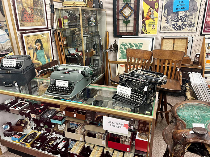 From typewriters to trinkets, this booth is a time capsule of bygone gadgets and gizmos aplenty.