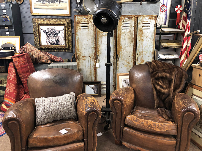 These leather armchairs have seen some stories. If they could talk, they'd probably sound like Sam Elliott.