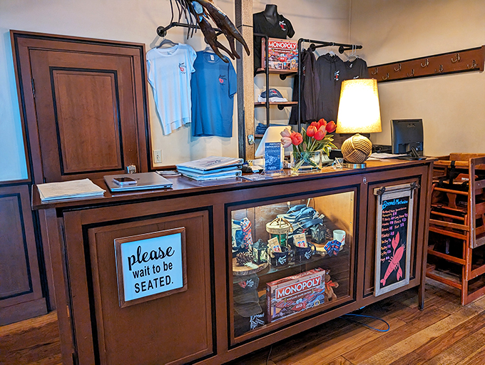 "Please wait to be seated" - the hardest words to read when your stomach's growling louder than a foghorn. But trust me, it's worth the wait!