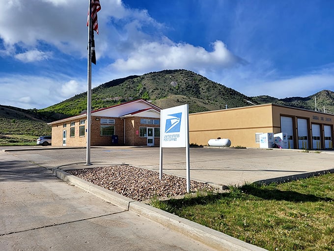 Even the post office looks like it belongs in a Western. Eureka: where sending mail feels like you're starring in your own period drama.