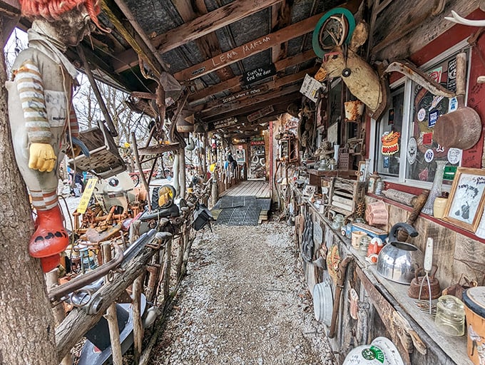 Down the rabbit hole we go! This walkway is like Alice's Wonderland, if the Mad Hatter had a penchant for Americana.