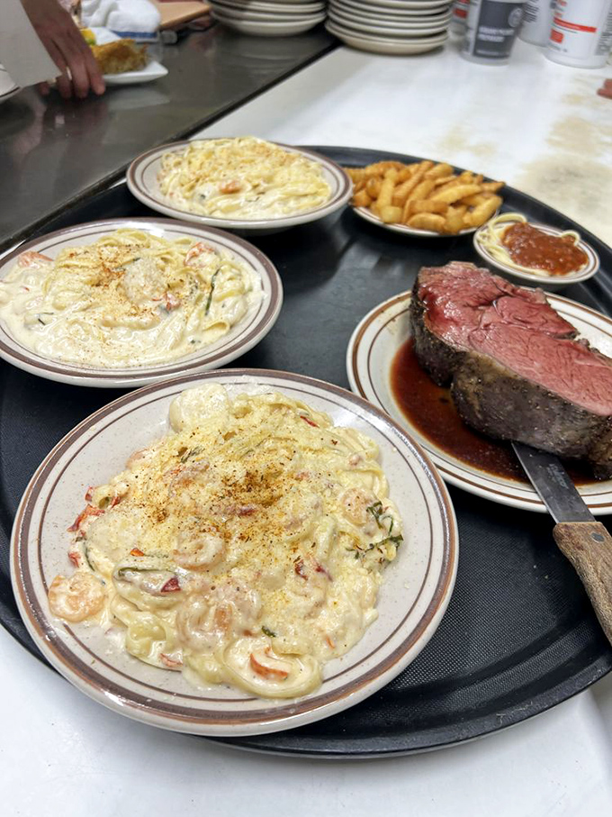 Seafood pasta that doesn't skimp on the good stuff. Each bite delivers a creamy promise that calories don't count in Waterloo.